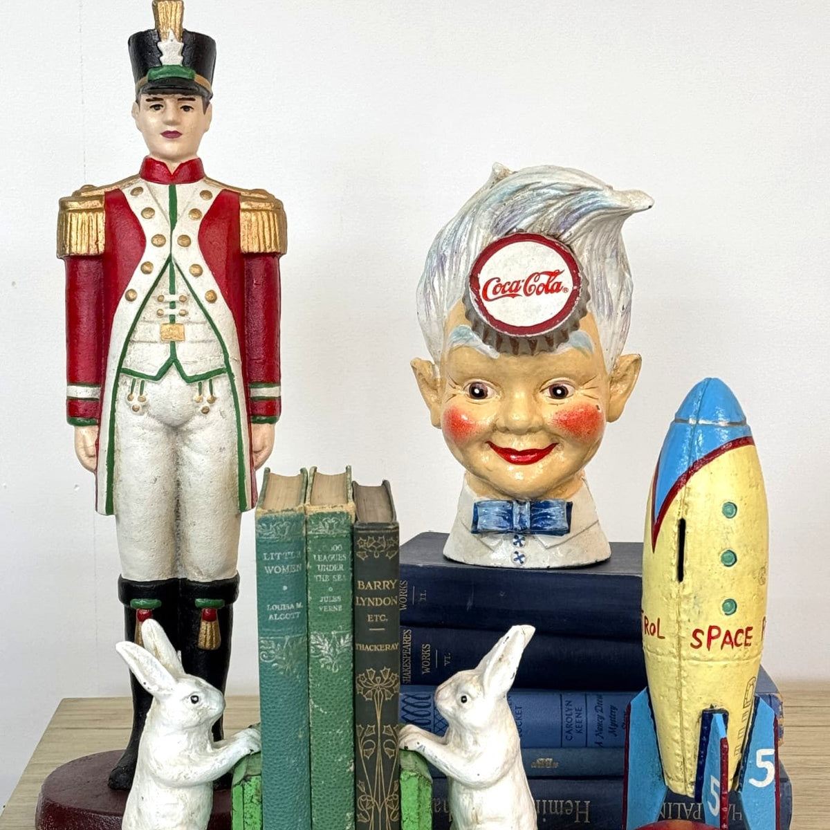 CAST IRON Friends – Magpie Style