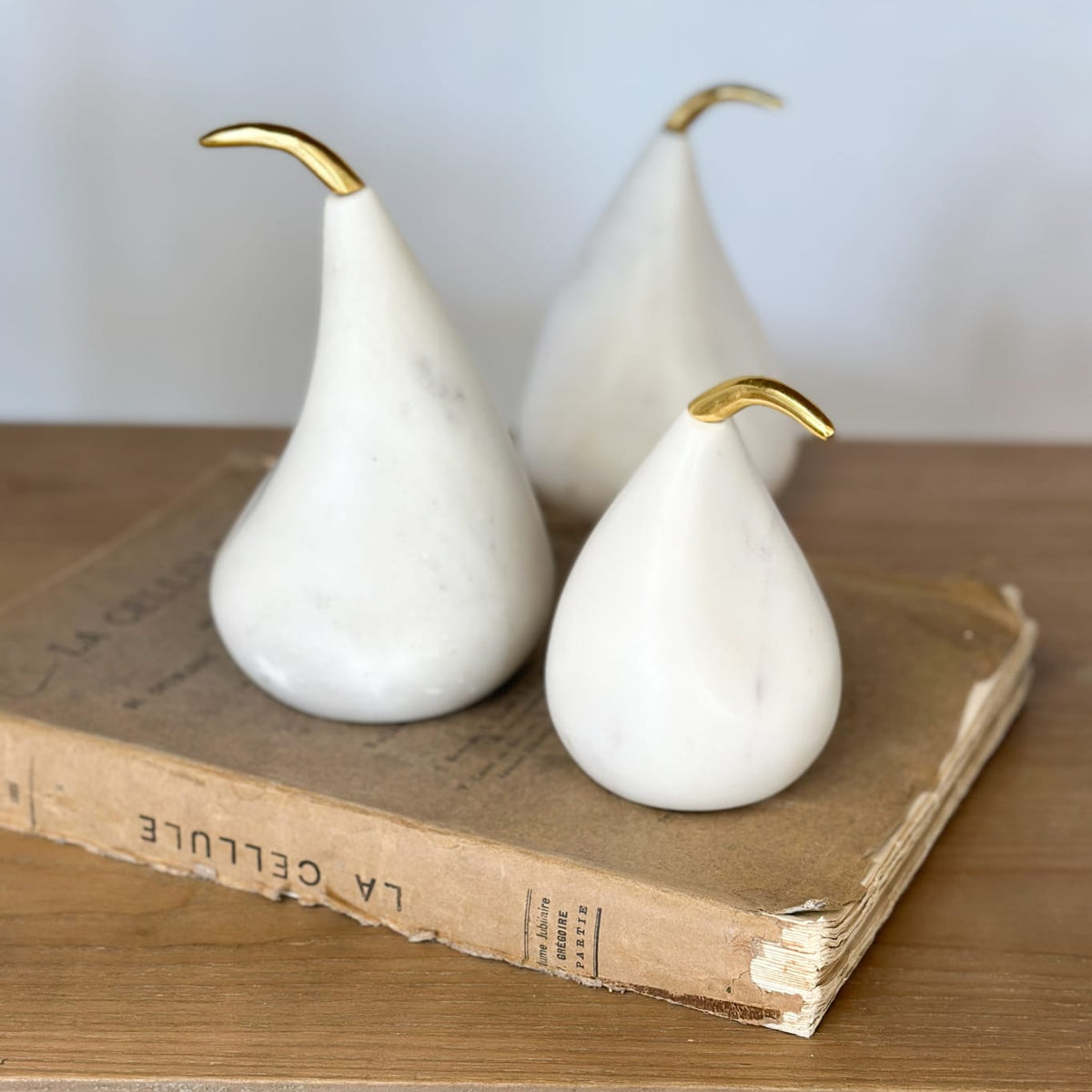 Modern Sculpted White Marble Pear (Gold Stem) - Small – Magpie Style
